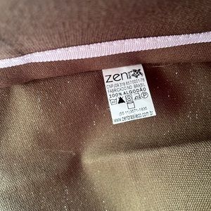 Zen | Bags | Zen 0 Cotton Parrot Tote With Leather Straps And Clasp ...